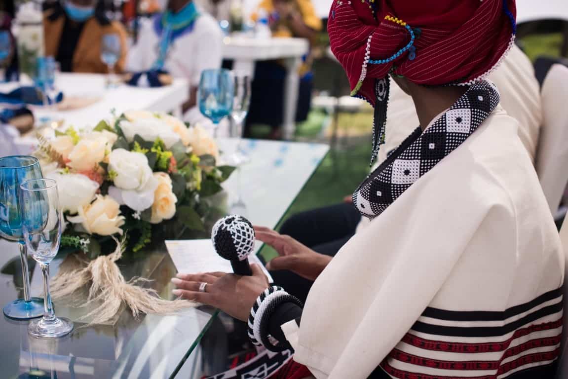22 South African Wedding Traditions That Are Fun & Exciting
