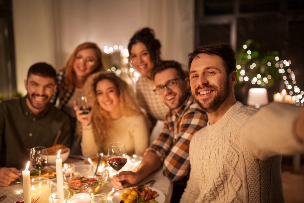 120+ Funny Anniversary Wishes for Friends: Laugh It Up!