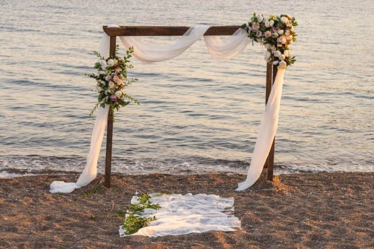 4 Beach Wedding Ceremony Script Examples & Templates